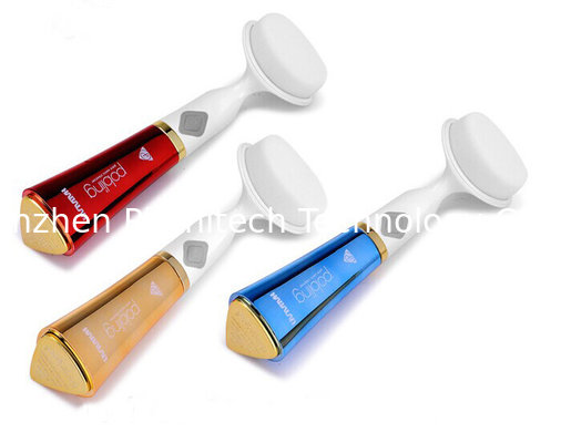 White / Red Electric Facial Cleansing Brush For Clear Up Facial Blackheads / Oils