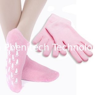 Softening Pink Overnight Hand Moisturising Gel Gloves With Multi Color