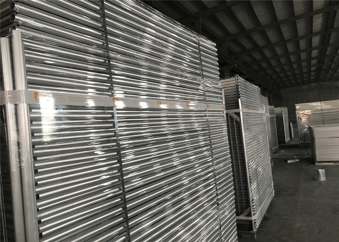Hot dipped Galvanized Temporary Fence Panels 2.1mx2.4m customized mesh 60mm*150mm supplier