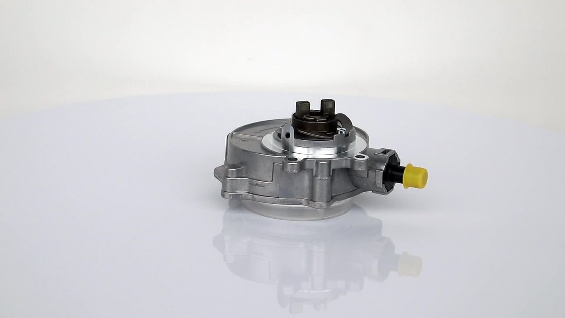 Quality Brand Car Engine Vacuum Pump 06E145100 For A4 A6 Audi Car Engine Parts supplier