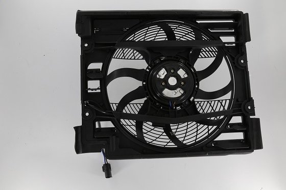 PP Material Auto Electric Radiator Cooling Fans / Vehicle Cooling Fan For BMW 5 OEM 64546921395