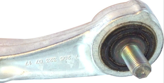 OEM 205 323 07 17 Steel Suspension Control Arm Bushing CNC milled Arms