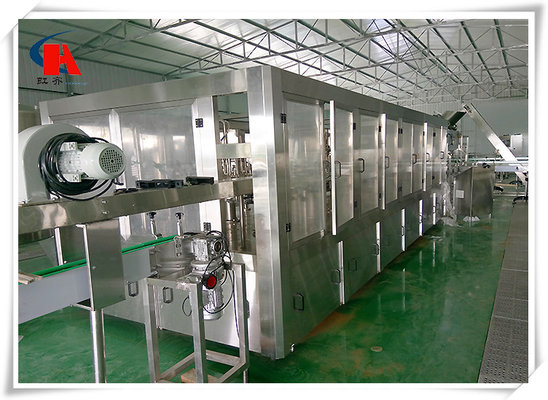 5 In 1 PET Bottle Filling Equipment High Filling Speed 2000 BPH Capacity