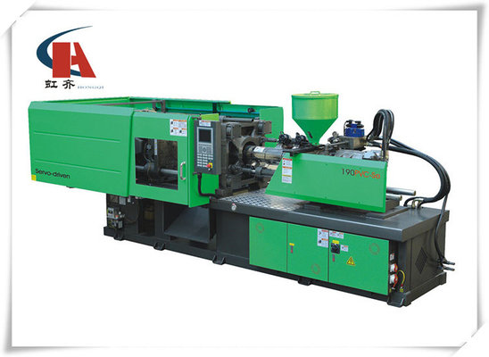 Energy Saving PET Plastic Injection Machine 740mm Opening Stroke With Enlarge Ejector Force