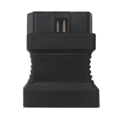 Programmeur tenu dans la main de la clé OBD2 de SuperOBD SKP-100