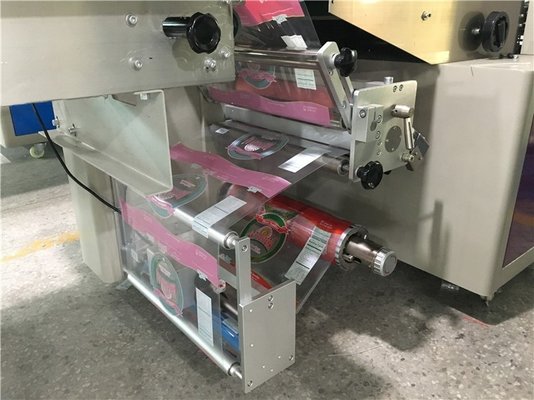 Packing machine for food pillow bag fresh vegetable flow wraping machines TCZB-600X