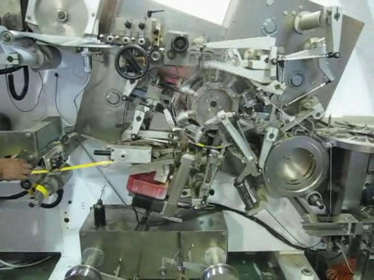 Low Noise Tea Pouch Packing Machine , Lipton Full Automatic Tea Bag Packaging Machine supplier