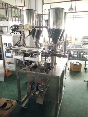 Auto Granule Packing Machine , Health Tea Vertical Packaging Machine High Weigh Accuracy supplier