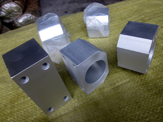China precision ball screw support nut supplier