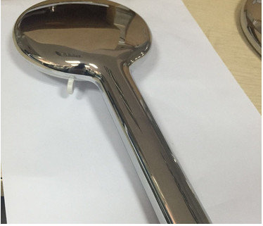 Round Water Purifying Shower Head Set To Increase Pressure For Hotel / Home