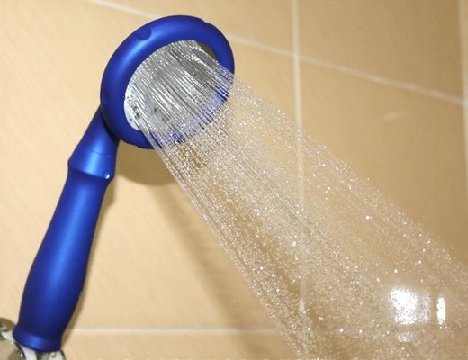 Colorful Hydrotherapy Ionized Shower Head Purify Filter Strong Pressure