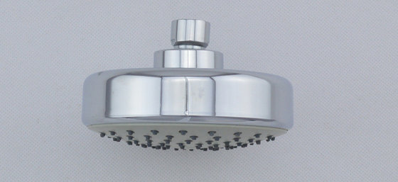 Water Purifying Overhead Shower Head With Filter Round Shape For Bathroom