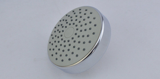 Water Purifying Overhead Shower Head With Filter Round Shape For Bathroom