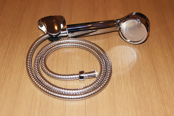 High Pressure Filtered Negative Ions Shower Head Tomalin Stone For Bathroom / Spa