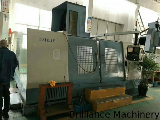 Taiwan Dali MCV-1700 Vertical Machining Center