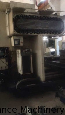 2003 Doosan MILLAC-80V Machine center, vertical