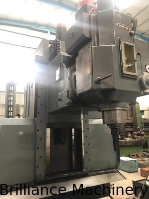 2000 Makino 2100 Large machining center, Vertical