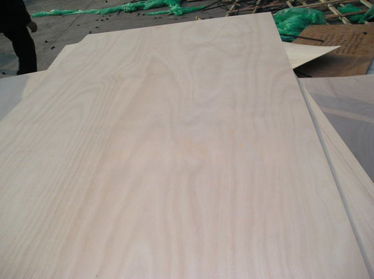 Okoume Faced Commercial Plywood BB/CC Grade Package Usage With E2 Glue