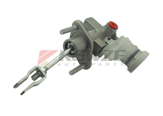 2345A015 Car Auto Spare Parts Clutch Master Cylinder Assembly L200 KB4T 2011