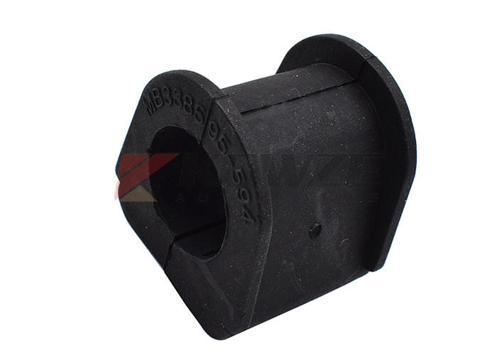 Black Mitsubishi Suspension Parts Rear Suspension Stabilizer Bushing MB338594