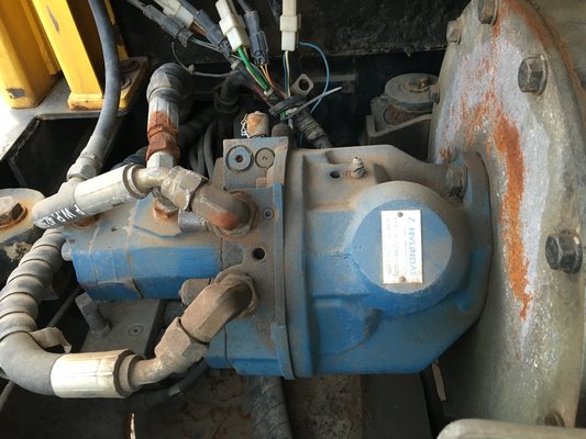 Hydraulic crawler excavator hyundai R60-7,also hyundai R60-9,R130-5,R200-5,R215-7,R225-7 avaliable supplier