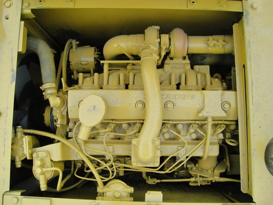 Japan excavator pc200-5,also pc60,pc120,pc200-6,pc200-7,pc200-8,pc220-6 komatsu excavator construction supplier
