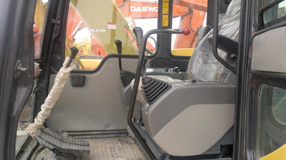 Used PC60-7 mini excavator,also pc120,pc200-5,pc200-6,pc200-7,pc200-8,pc220-6 komatsu excavator for sale supplier