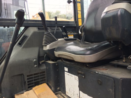 Used PC55MR-2 mini excavator,also pc120,pc200-5,pc200-6,pc200-7,pc200-8,pc220-6 komatsu excavator for sale supplier