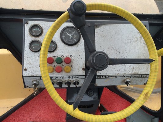 Used compactor CA25D Dynapac,used compactor CA25PD,CA30D,CA30PD,CA251 avaliable supplier