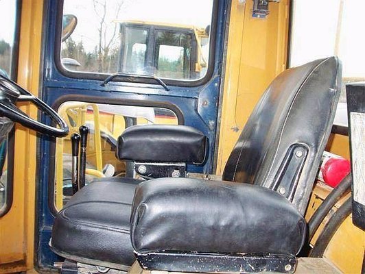 Japan komatsu loader WA400-1,also used loader WA380-6,WA380-3,WA320,WA450 supplier