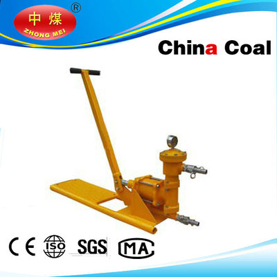 Manual grouting pump
