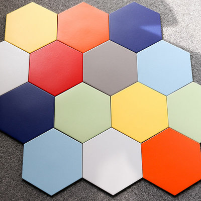 Gekleurde van de de Keukenbadkamers van de Glans Hexagon Keramische tegel van het de Hexuitdraaimozaïek de Vloertegel