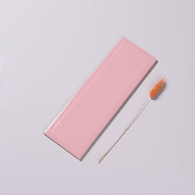 4x12 de decoratieve Ceramische Verglaasde Muur betegelt Roze Badkamersontwerp 7,5 Mm-Dikte