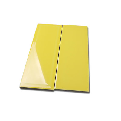 Gele Glanzende Ceramische van de de Tegelsschil van de Badkamersmuur van de de Stokmetro Tegel 100 X 100