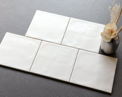 Van de de Metromuur van de huis de Decoratieve Keuken Backsplash Verglaasde Tegels 15*15 cm in Witte gemaakte hand -