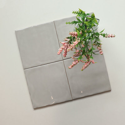 75x150/150x150/75x300 mm-de Onregelmatige Golf Rand Verglaasd Grey Wall Tile van het Grootteontwerp