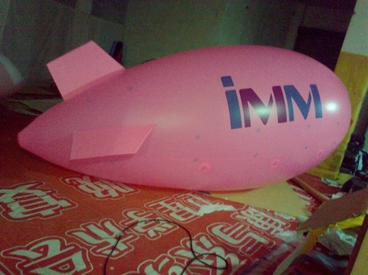 Size15meters remote control distance of 800 meters 1.5 hours continuous time of remote control airship Used in advertis