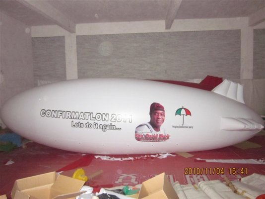Size15meters remote control distance of 800 meters 1.5 hours continuous time of remote control airship Used in advertis