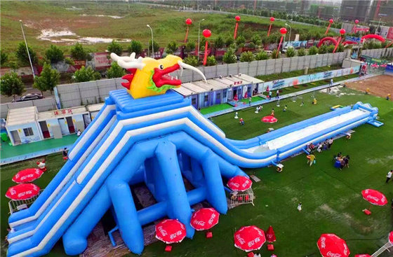 Le sport gonflable de PVC de grands jeux gonflables drôles extérieurs de sports se retranche le parc
