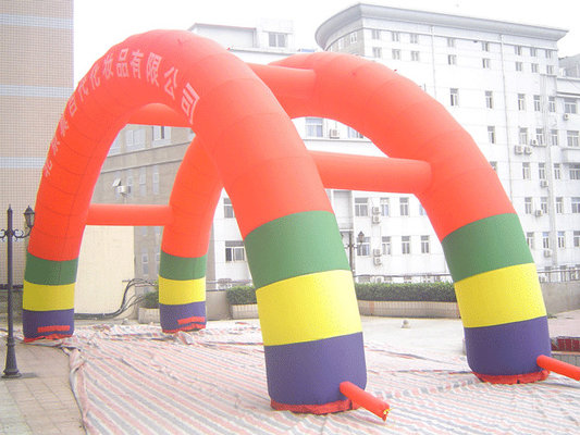 Voûte gonflable faite sur commande de produits gonflables de la publicité de tissu d'Oxford pour le jeu de sports