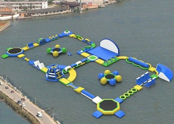 Grande piscine de PVC de parc aquatique gonflable géant de bâche avec la longue rampe de l'eau