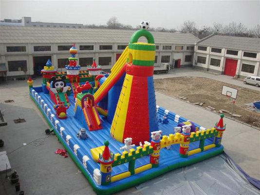 le jouet gonflable d'amusement de bâche de PVC de 0.55mm, labyrinthe gonflable joue sur 3 ans de temps de la vie