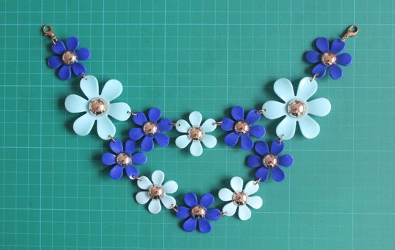 Flower ABS material handmade necklace with gold lobster clips , Dark blue and light blue