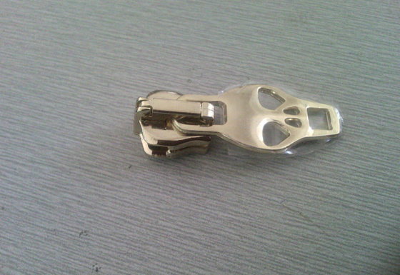 Replacement Skull Pattern Gold Zipper Pull , Alloy Zipper Pull Repair