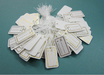 Simple Custom Clothing Hang Tags , Durable Vinyl apparel garment hang tags