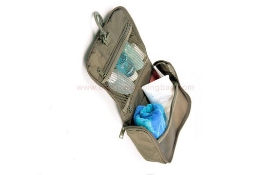 Green Large space travel storage bag makeup organizer with mesh pocket inside