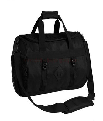 Red water - resistant nylon shoulder sports bag for women / men