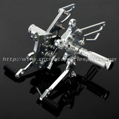 Aluminum Silver / Black Motorcycle Rear Sets , Custom Motorcycle Foot Pegs