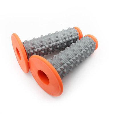 Universal Rubber Motorcycle Handlebar Grips Aftermarket Motorcycle Parts Hand Grips