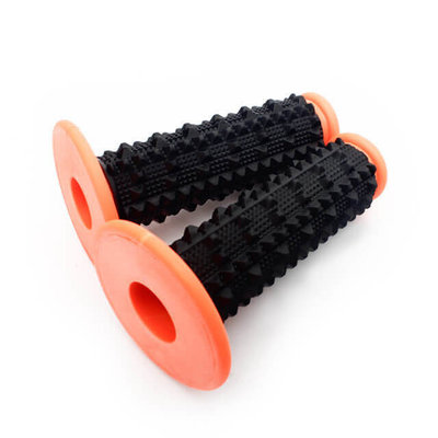 Universal Rubber Motorcycle Handlebar Grips Aftermarket Motorcycle Parts Hand Grips